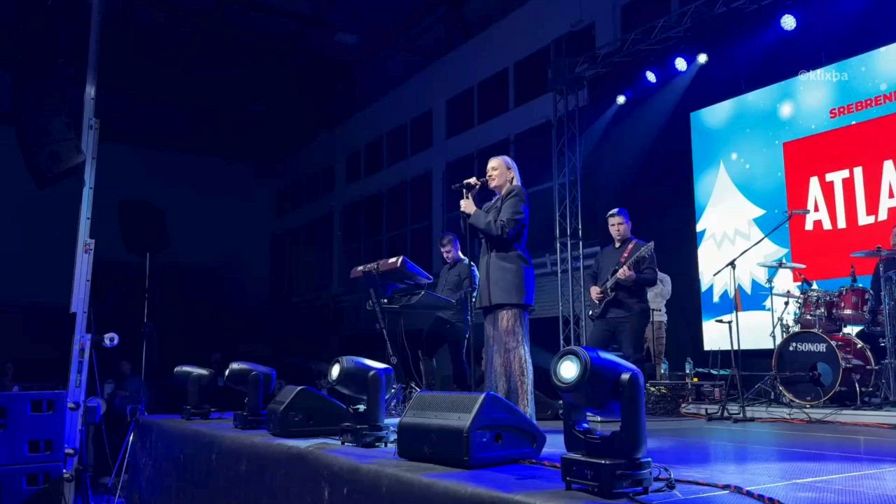 Šejla Zonić održala koncert u Hadžićima - Klix.ba Video